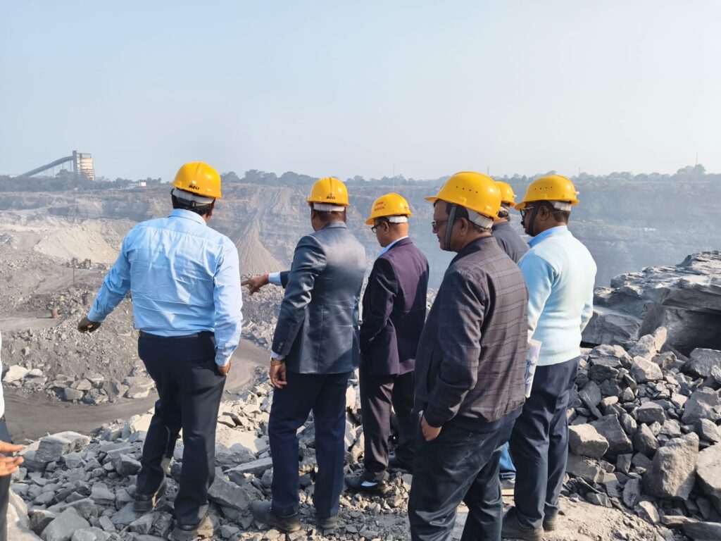 CMD BCCL Inspects AMP Colliery in Barora Area; Emphasises Safety ...